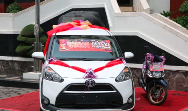 Video 13 Menit Izza Fadhila Asal Malaysia Viral, Demi Ringgit?