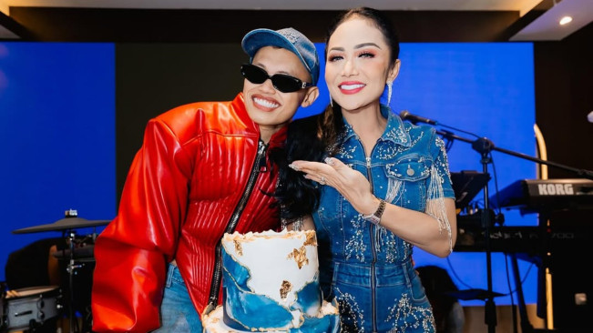Potret Perayaan Ulang Tahun Wanda Hara, Dapat Kejutan dari Krisdayanti